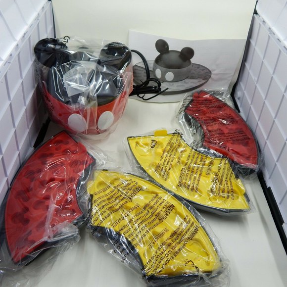 Select Brands | Kitchen | Disney Mickey Mouse Gummy Treat Maker New In ...